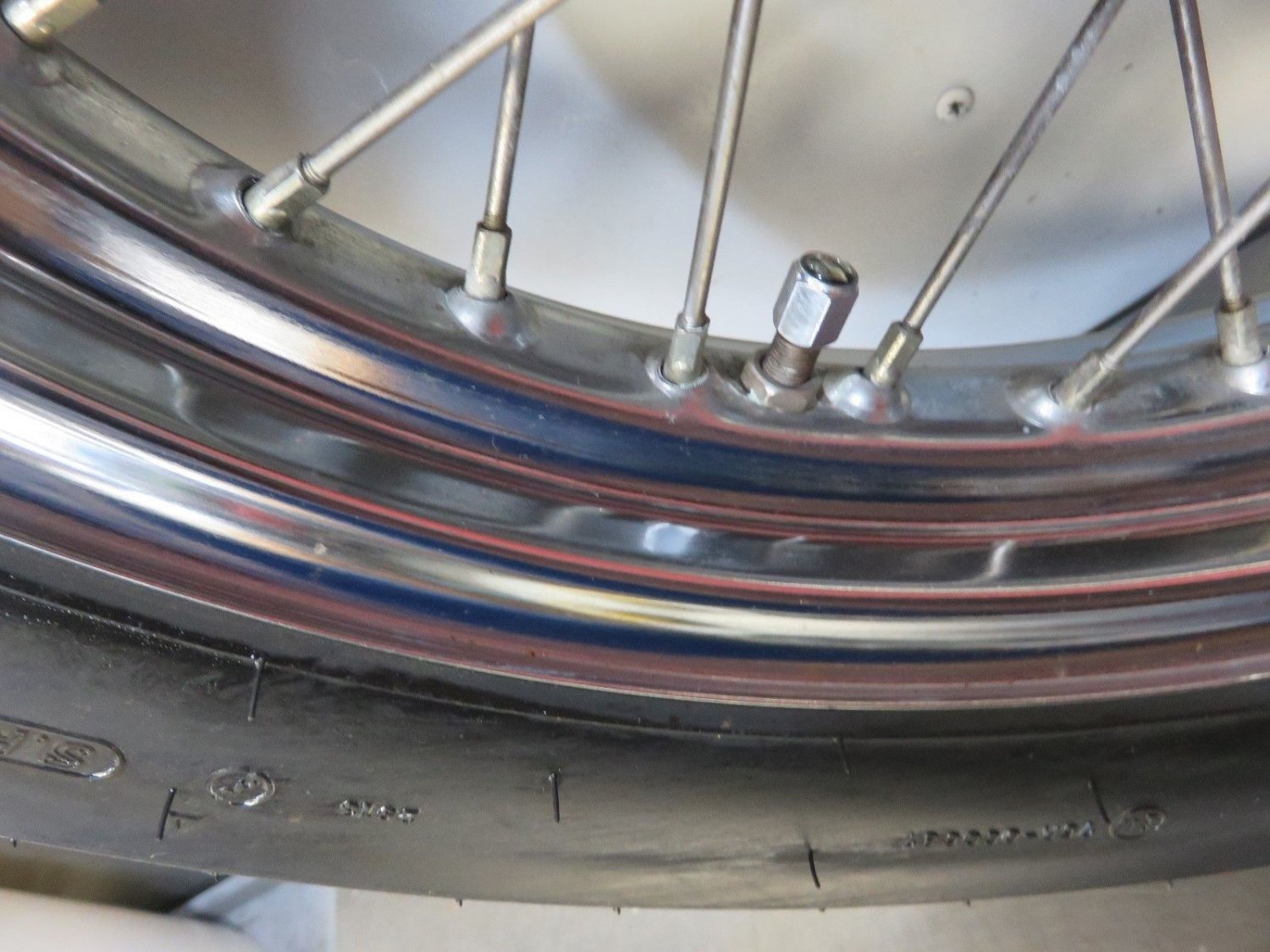 Suzuki 99 GZ 250 Marauder Front Wheel Rim Tire, Dunlop 110/90-16 OEM ...