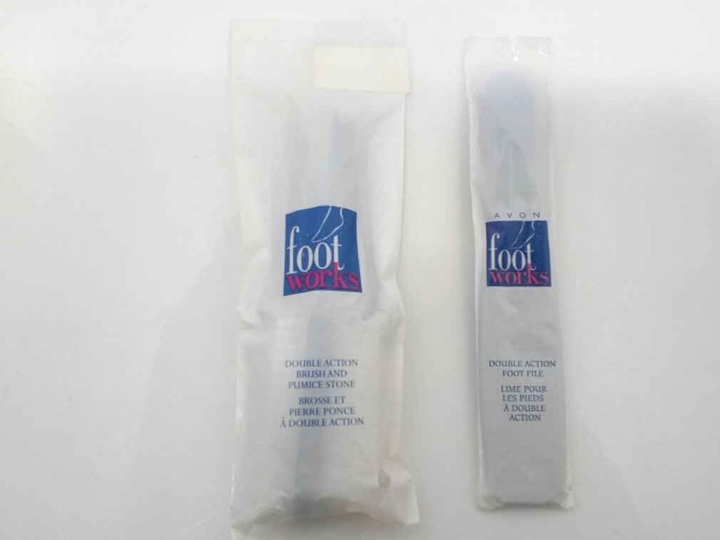 AVON FOOT WORKS DOUBLE ACTION BRUSH & PUMICE STONE & Foot File