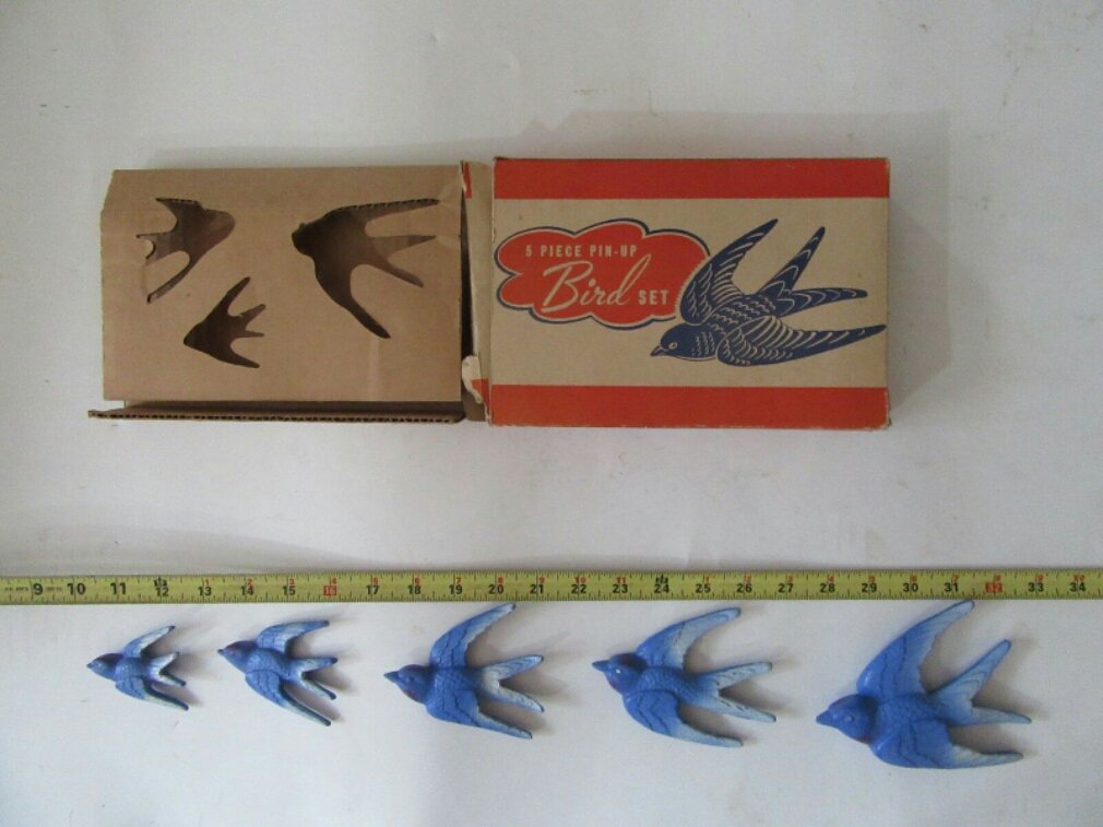 Blue Bird Set 5 Piece Pin-Ups Nursery Vintage
