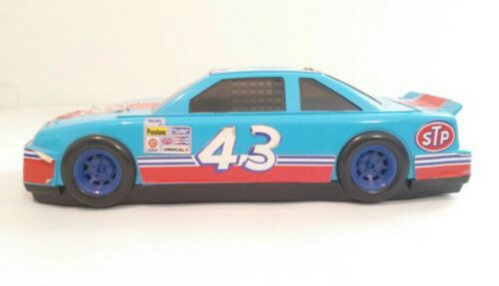 1993 Richard Petty...NASCAR STP 43 VHS REWINDER Works Missing Cord