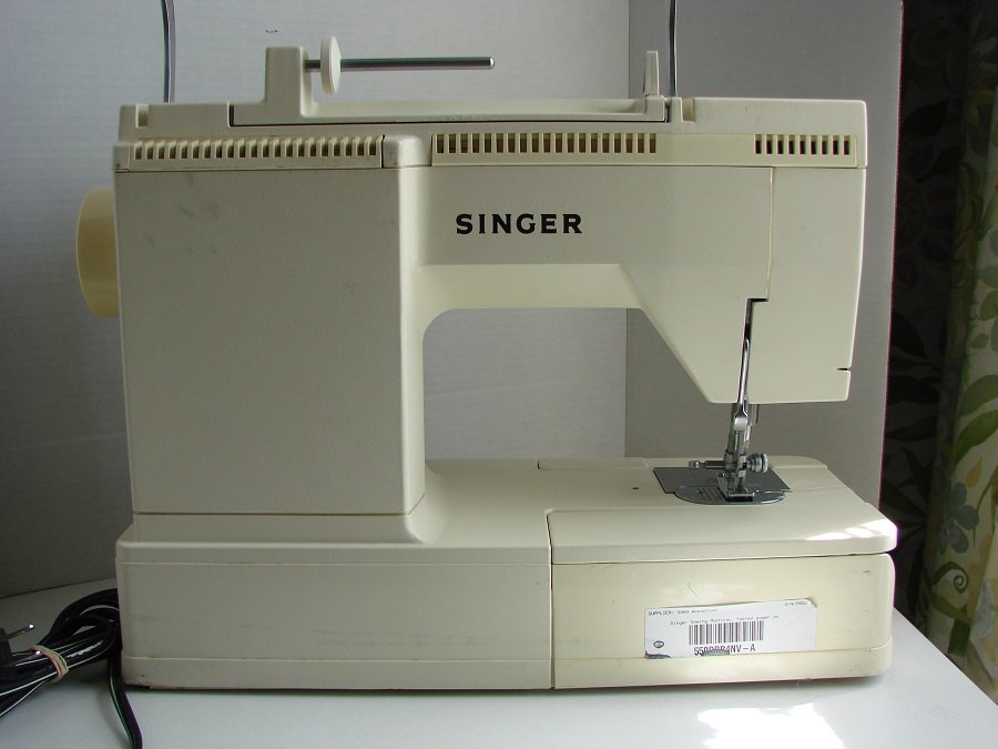 Singer 6268 Sewing Machine - For Parts