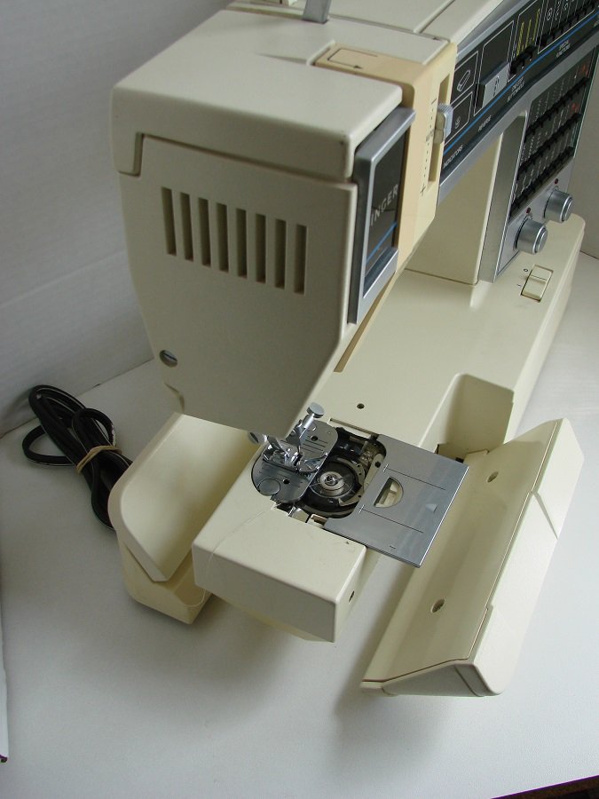 Singer 6268 Sewing Machine - For Parts