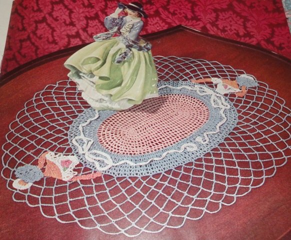 Crinoline Lady Doilies to crochet Vintage thread Crochet Pattern Coats ...
