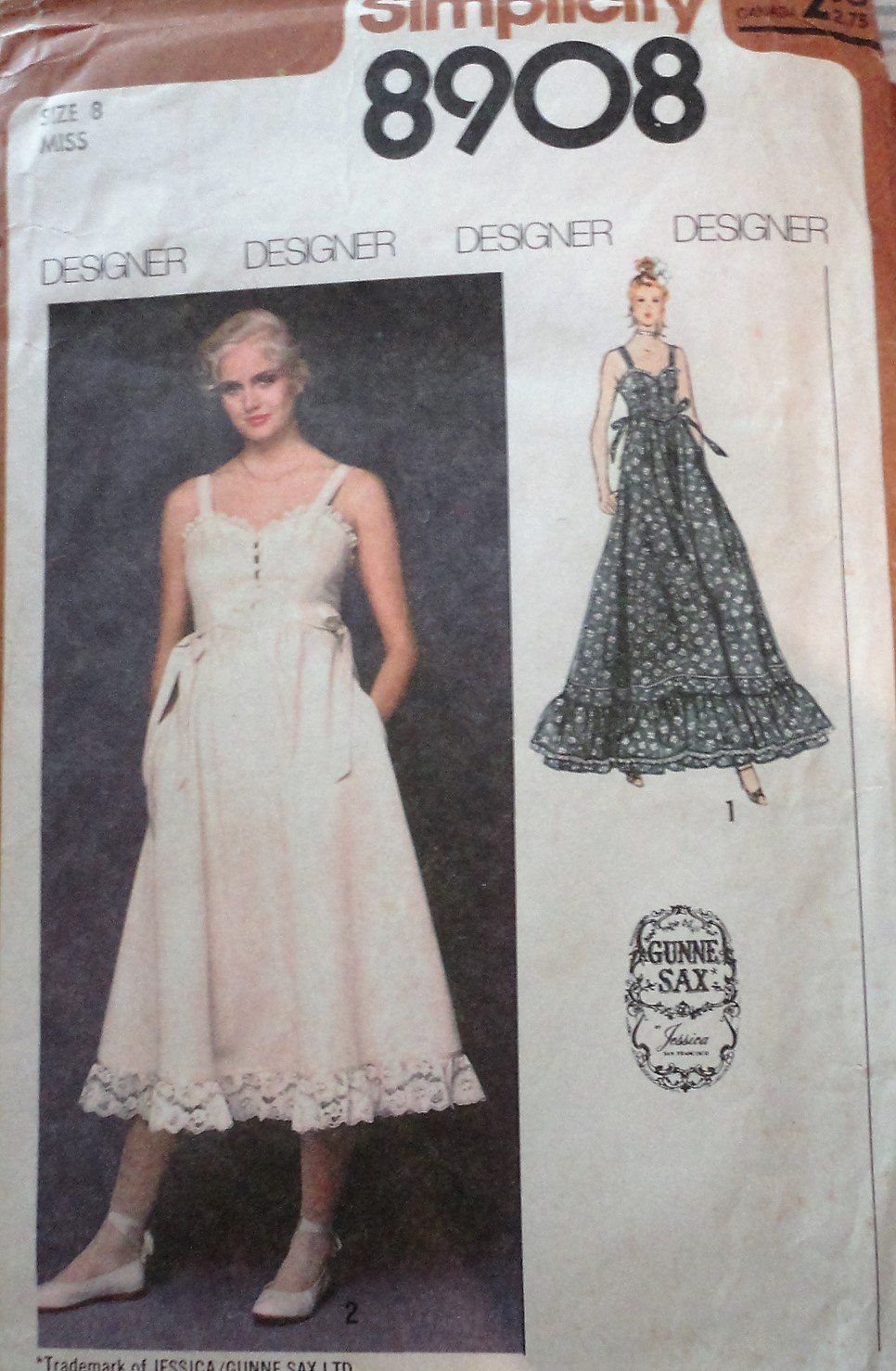 Simplicity pattern 8908 Misses Summer Dress Size 8 from 1976