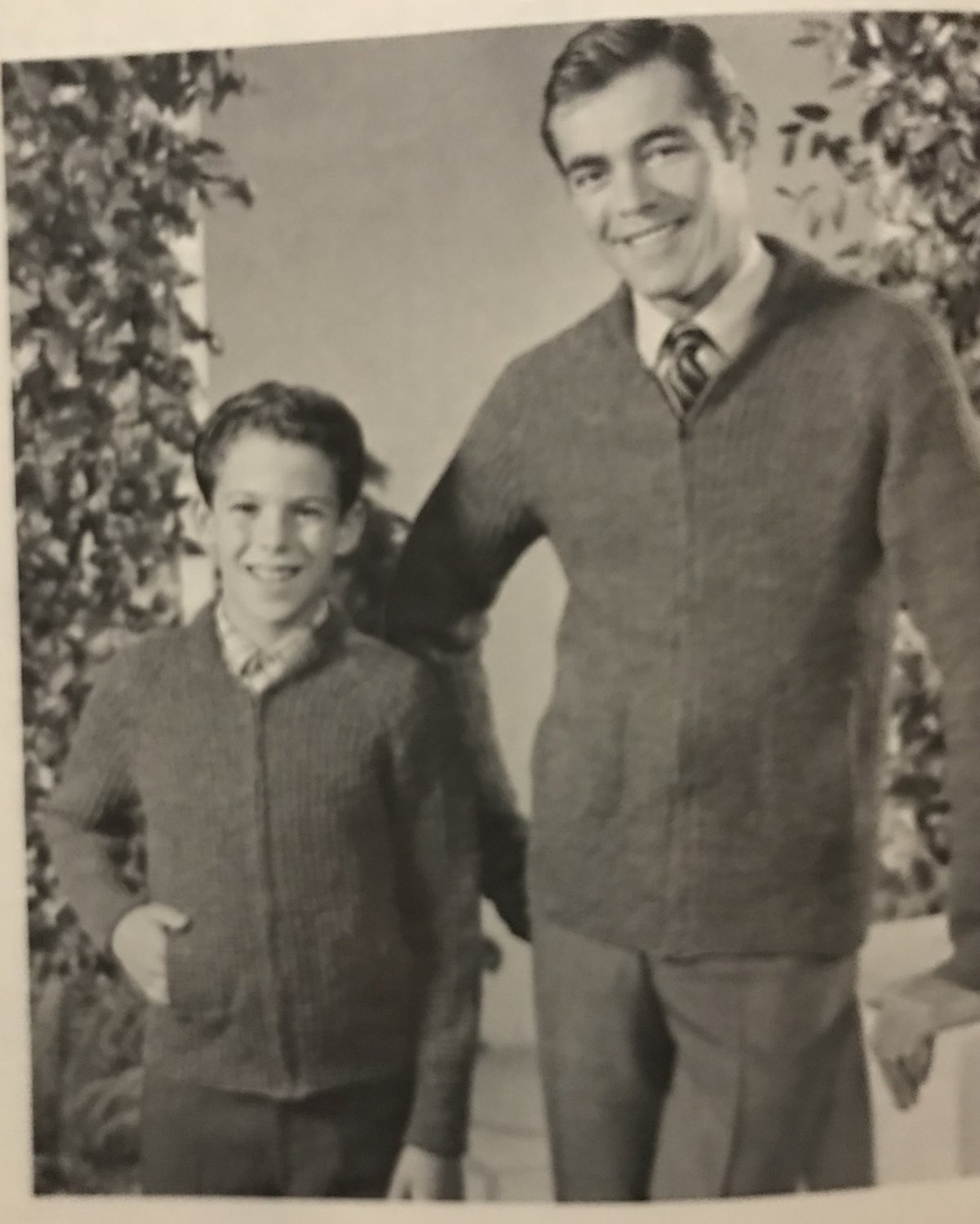 Coats & Clark book 186 Classic Sweaters Sizes 2-50 crochet & knit ...