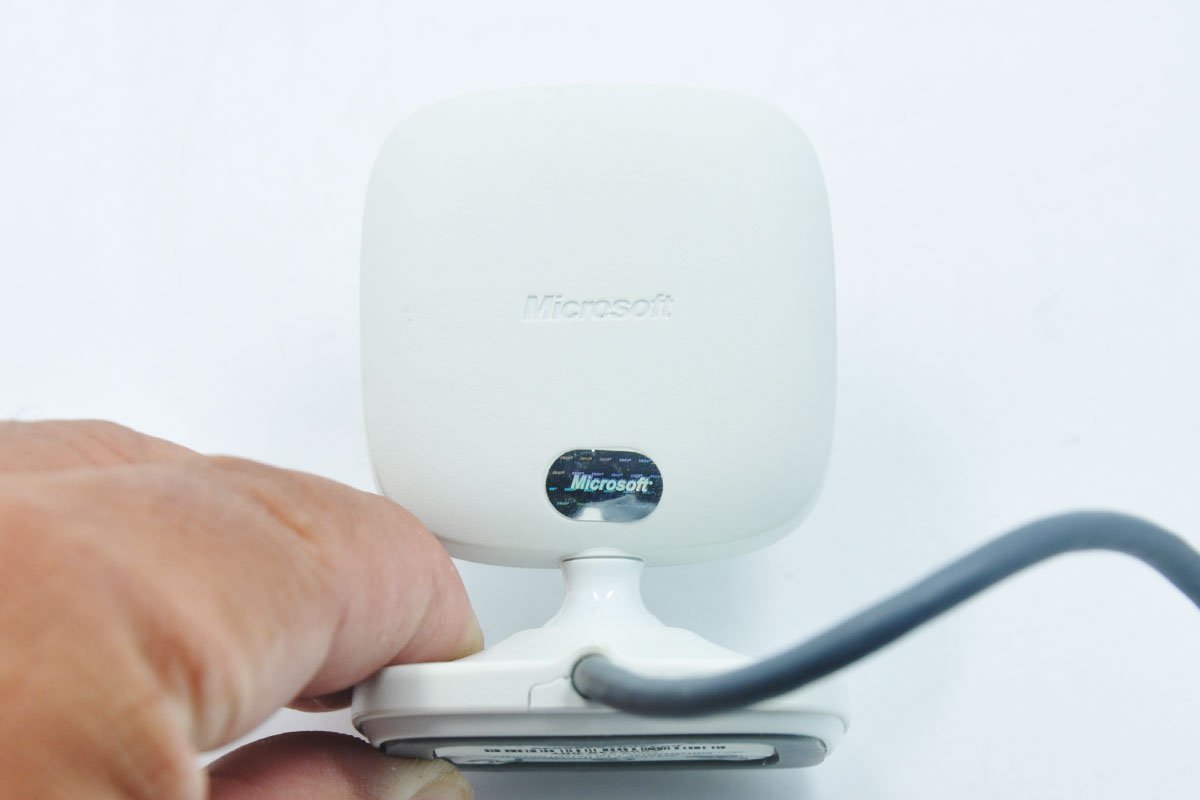 New Genuine Microsoft Xbox 360 Live Vision Camera w headset New Sealed