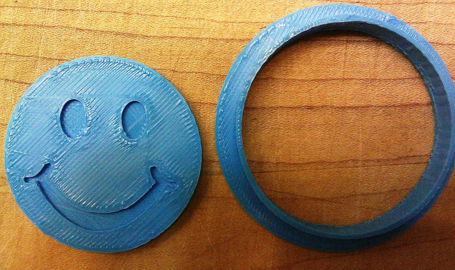 Smiley Face Cookie Cutter - Choice of Sizes - 3D Printed Plastic