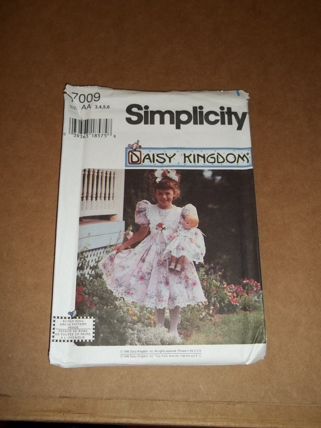 Simplicity Daisy Kingdom Dress Pattern 7009 Size 3,4,5,6 Uncut