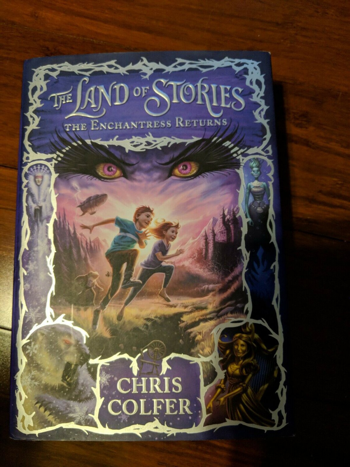 The Enchantress Returns (Land of Stories) by Colfer, Chris