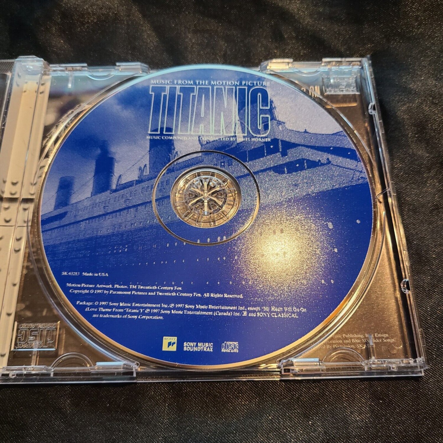 Titanic: Music from the Motion Picture - Audio CD By James Horner s12