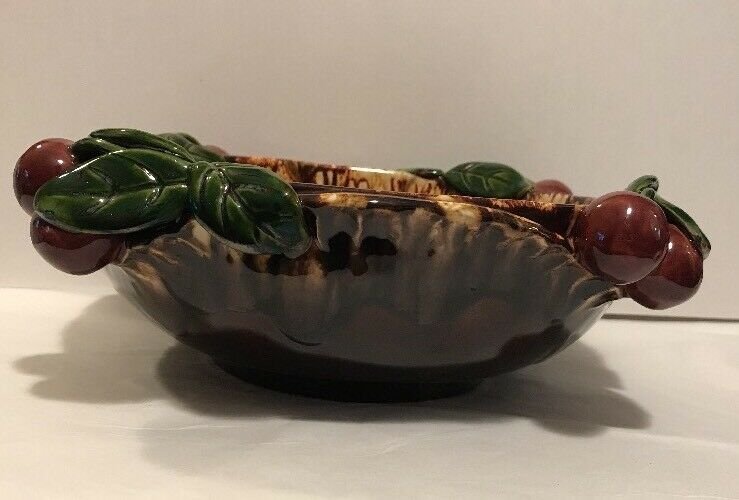St Peter Graz Majolica Pottery 2214 Bowl Cherry Cherries Leaves Trim