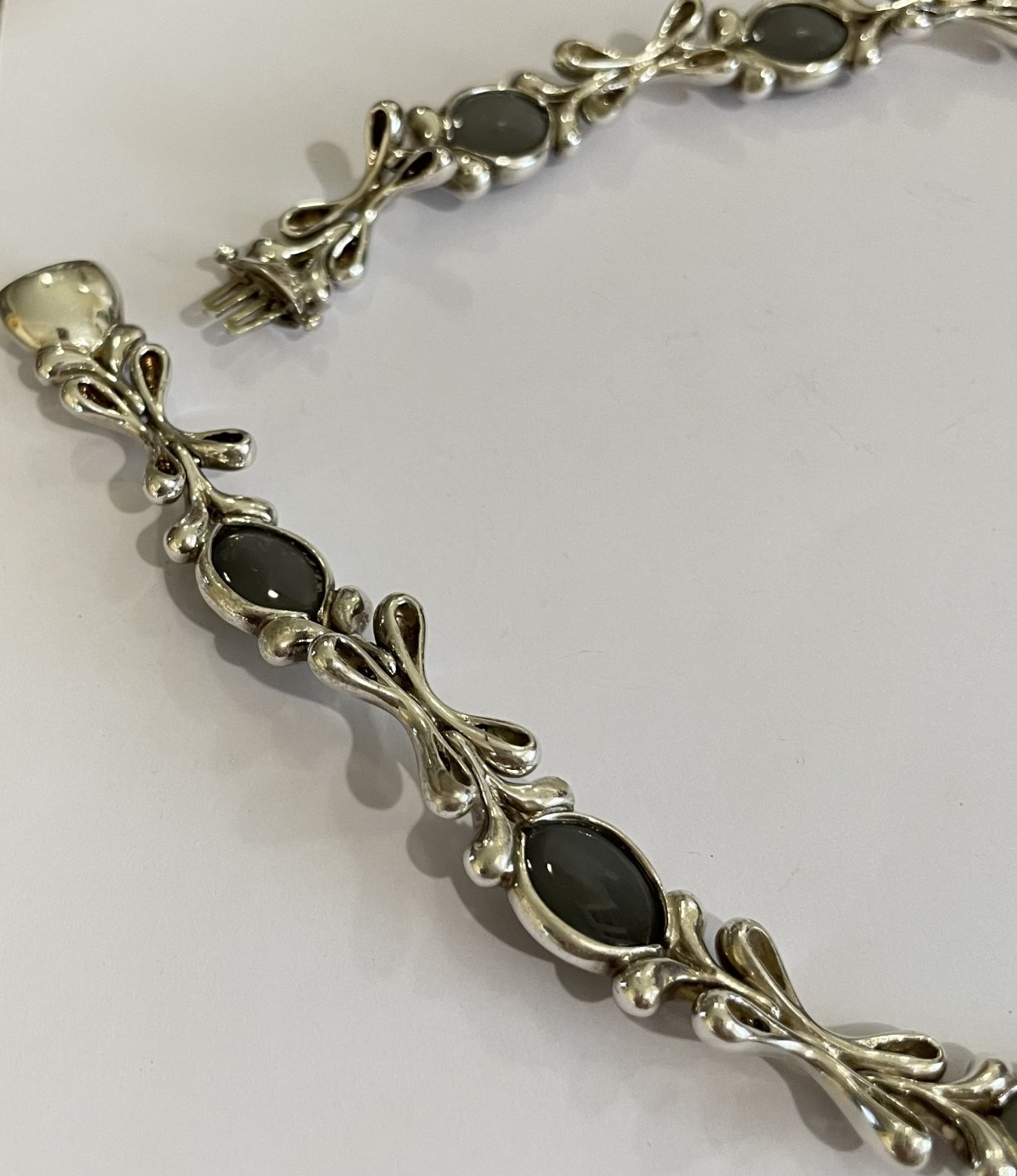 Jordan Schlanger Gorgeous Moonstone & Silver Necklace