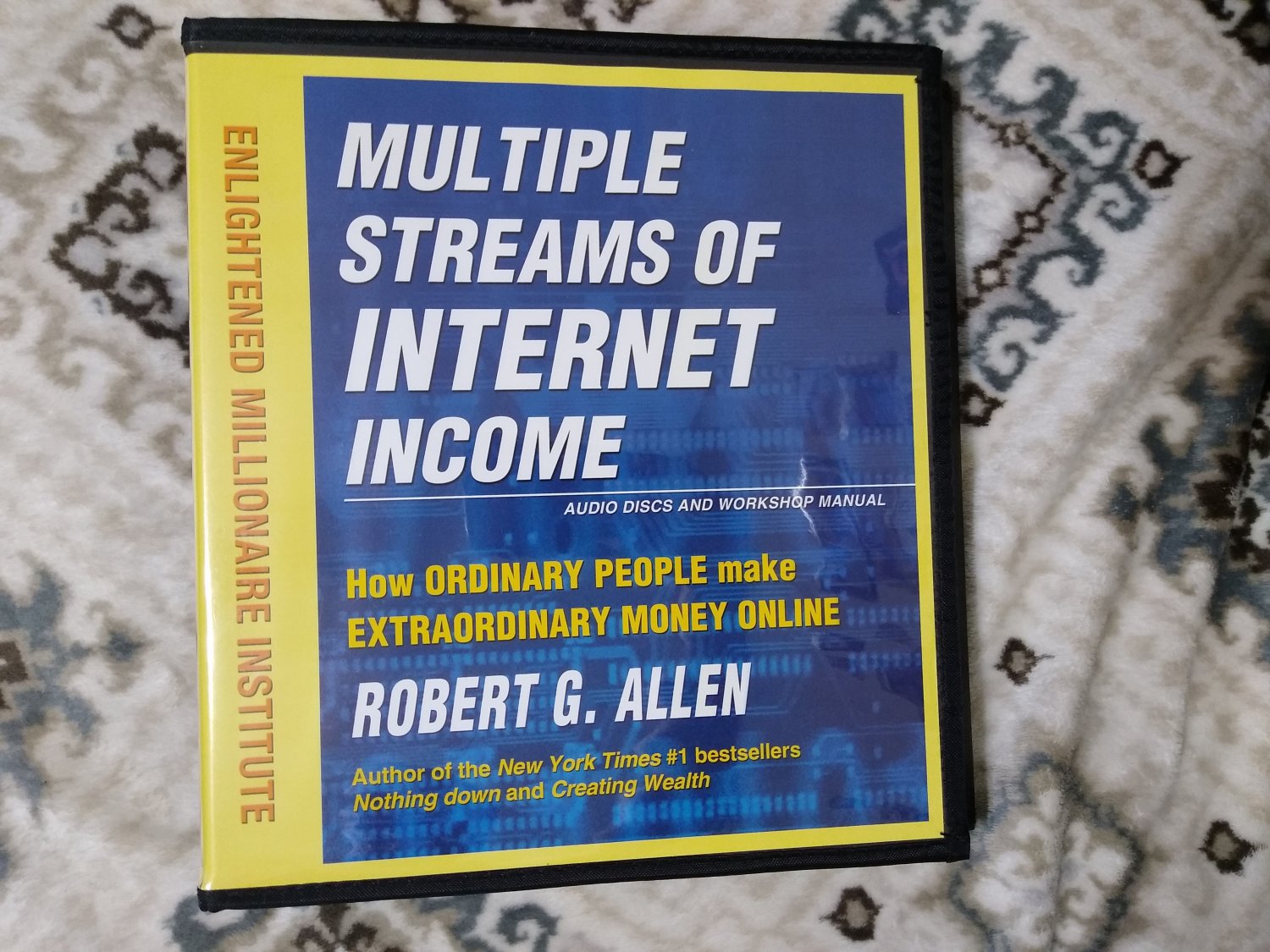 Robert G Allen Multiple Streams of Internet Income audio discs and manual