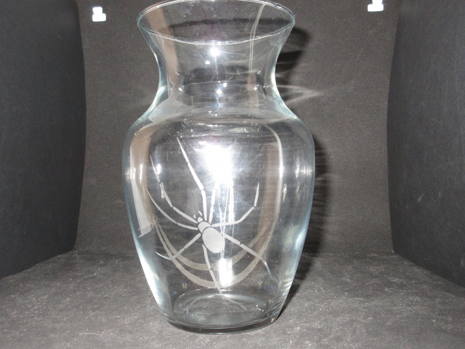 NEW ETCHED SPIDER GLASS FLOWER VASE