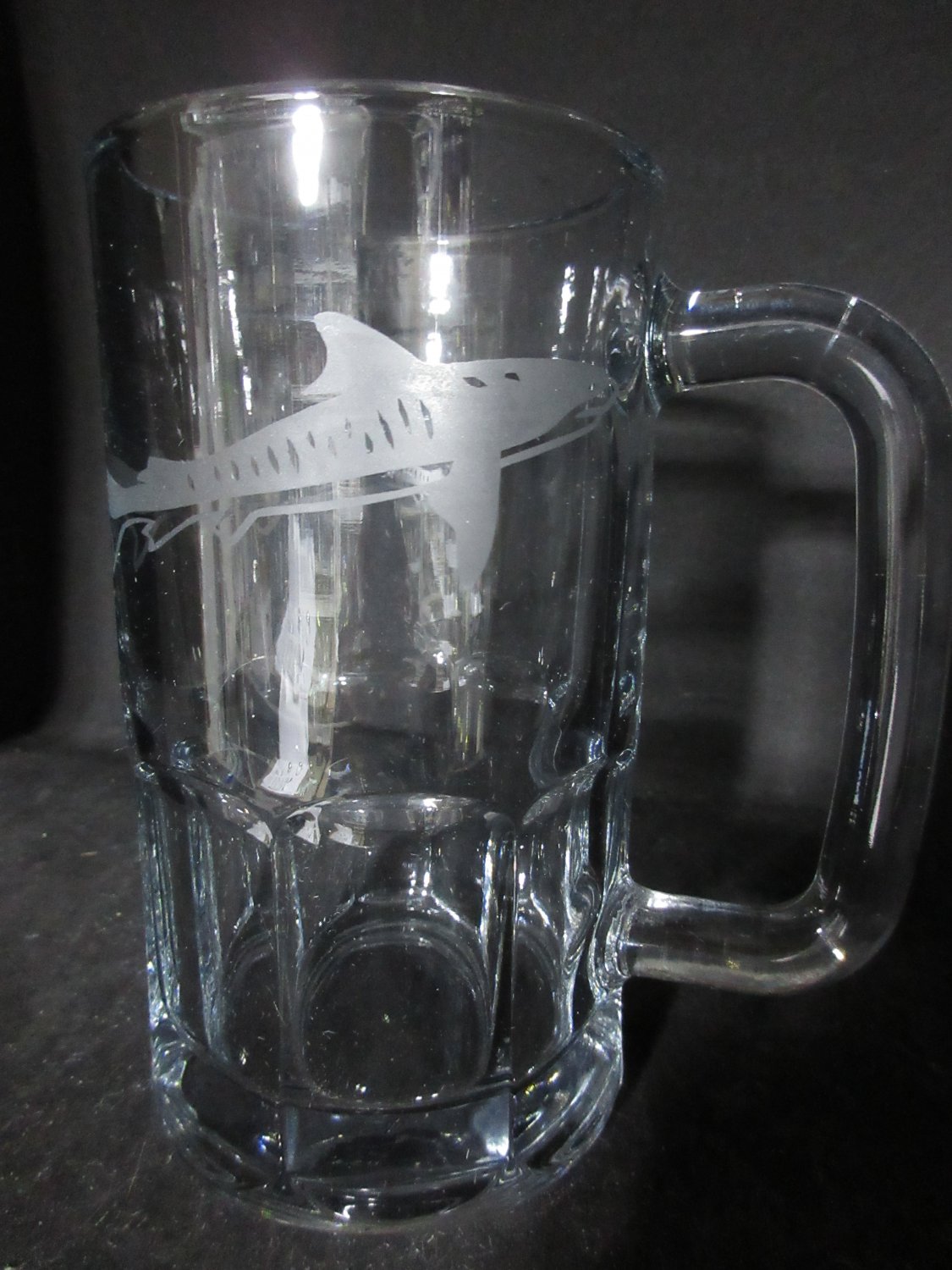 NEW ETCHED TIGER SHARK GLASS ROOT BEER MUG