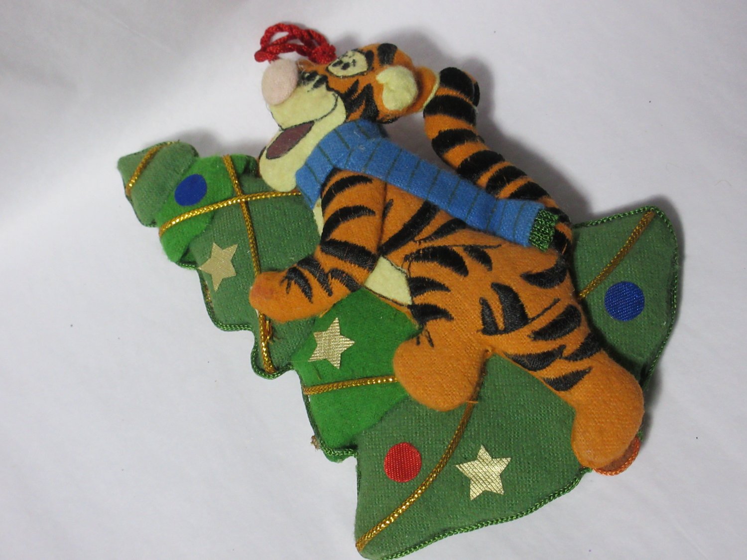 VINTAGE WALT DISNEY TIGGER FELT CHRISTMAS TREE ORNAMENT