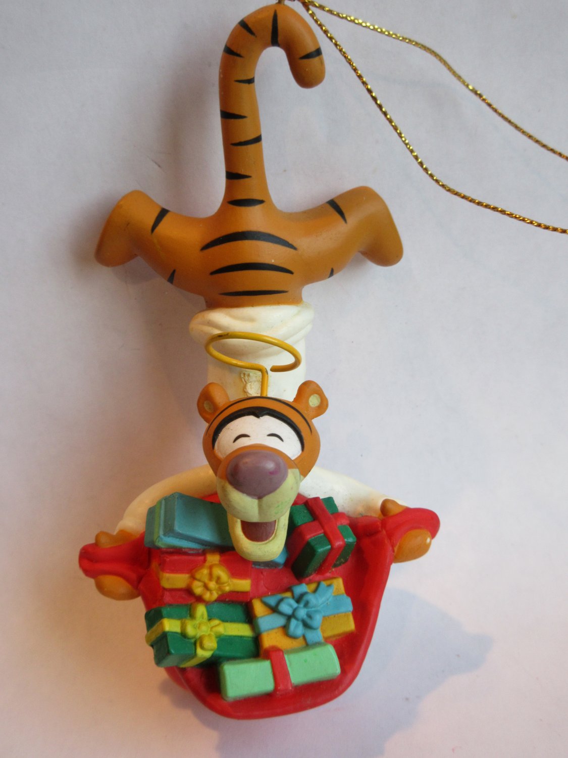 VINTAGE WALT DISNEY GROLIER TIGGER HOLDING SANTAS GIFT BAG CHRISTMAS ...