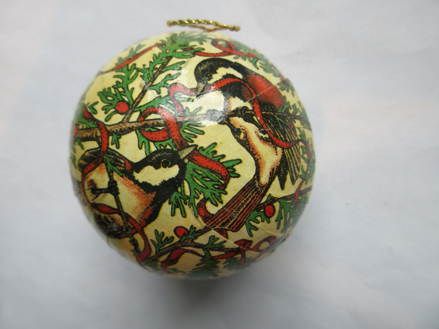 VINTAGE PAPER MACHE? CARDBOARD? CHICKADEE BALL OPENS CHRISTMAS TREE ...