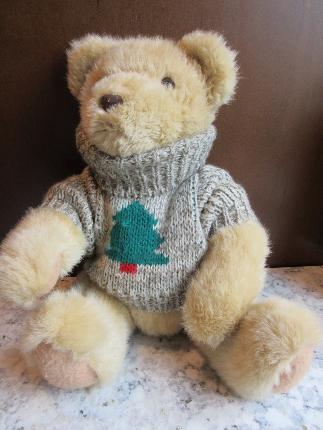 VINTAGE HALLMARK TREVOR TEDDY BEAR CHRISTMAS PLUSH STUFFED ANIIMAL 14"