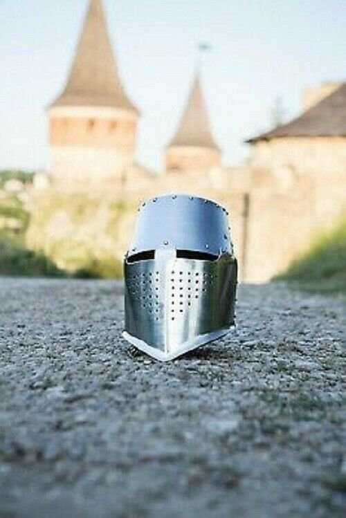 Medieval Crusader Helmet, Bucket Helmet Medieval Knight Great Helmet