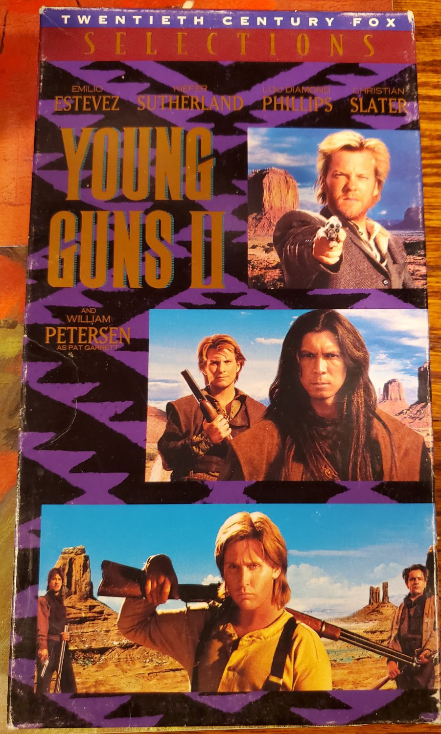 Young Guns 2 VHS Emilio Estevez Kiefer Sutherland Christian Slater Lou Diamond Phillips