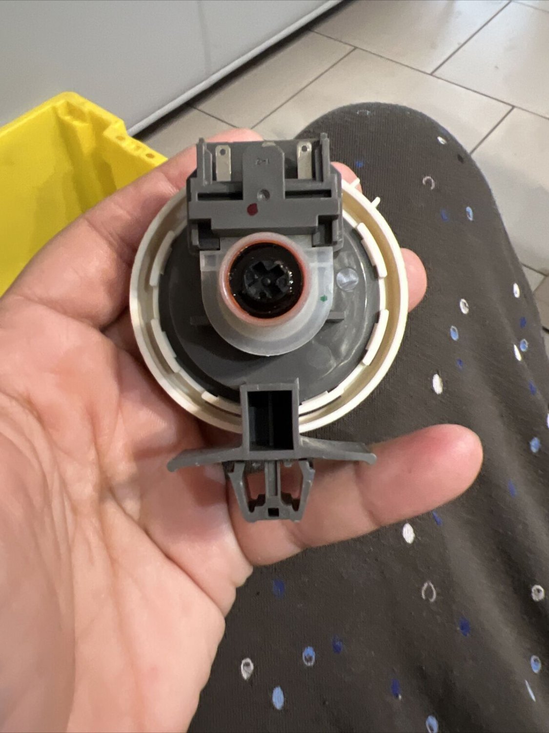SAMSUNG WASHER PRESSURE SWITCH PART# DC96-01703Q