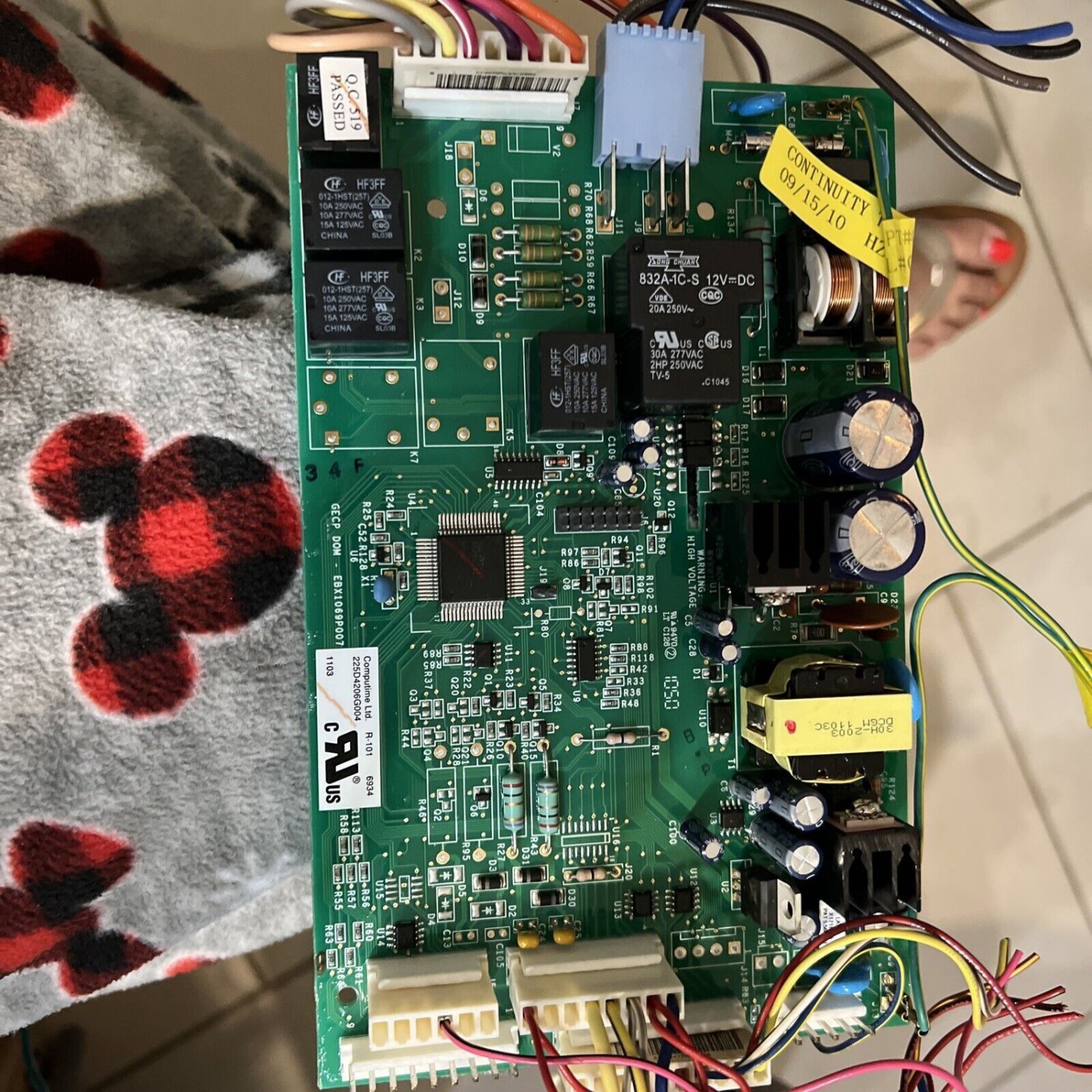 GE Refrigerator Electronic Control Board - Part # 225D4206G004