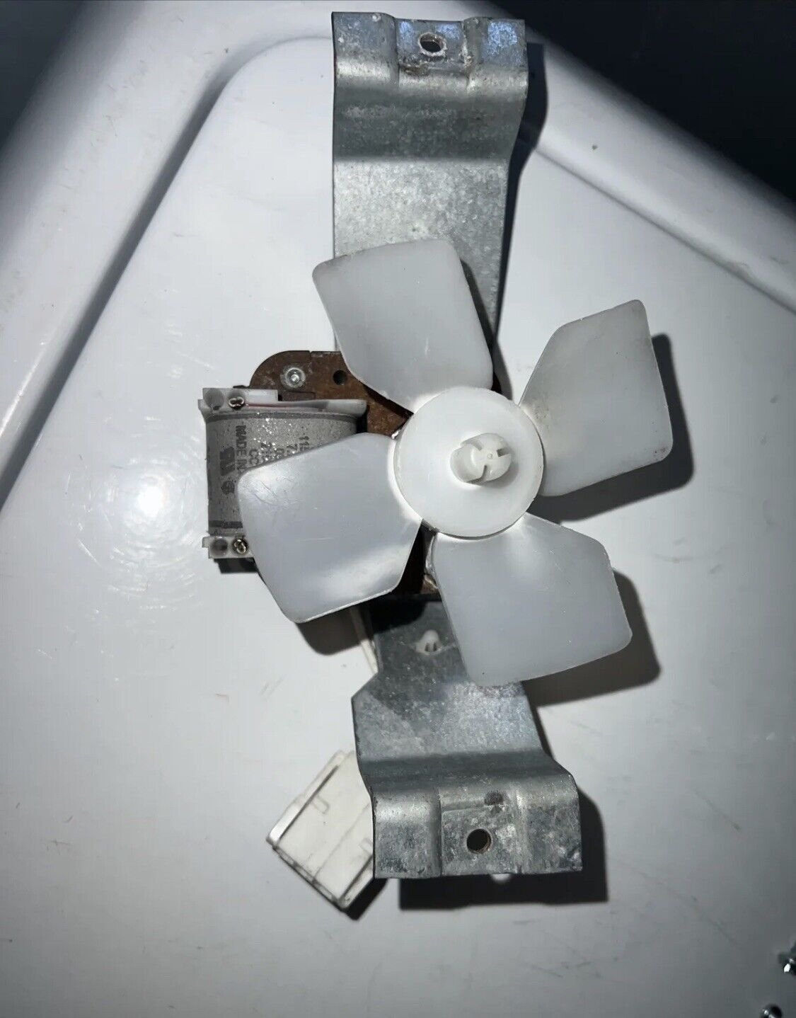 297250000 Refrigerator Evaporator Fan Motor 216914200 216934100 297309000—