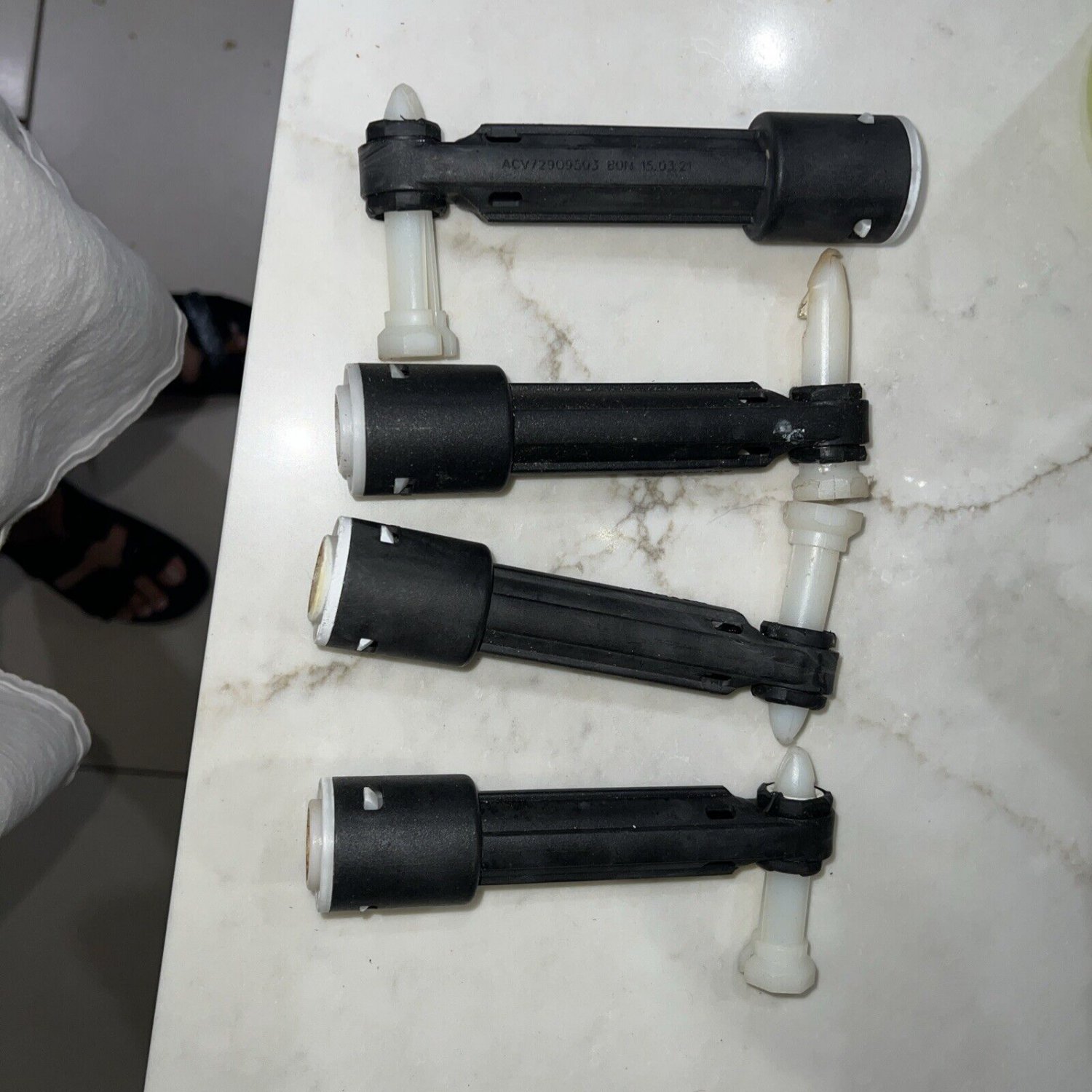 LG Washer Shock Absorber ACV72909503, ACV72909501 ( Pack of 4 ) As Is