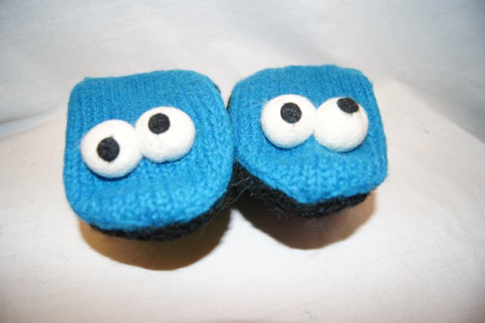 Adult COOKIE MONSTER MITTENS blue KNIT Fleece Lined ONE SIZE FITS MOST ...