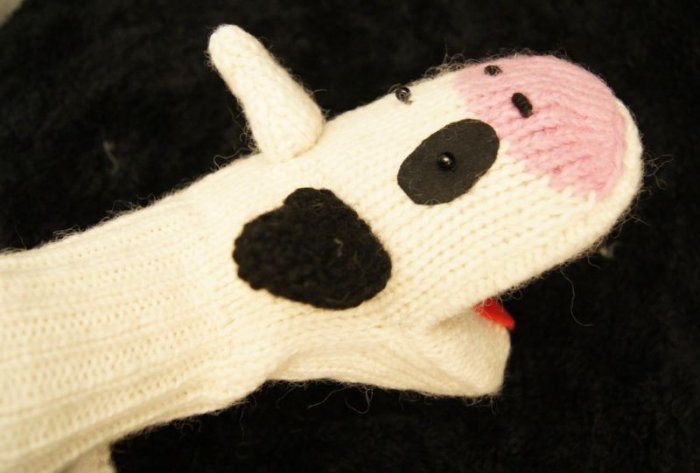 cow HAMPSHIRE PIG MITTENS knit FLEECE LINED Unisex ADULT black white ...