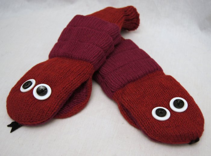 RED SNAKE Mittens Mens Womens UNISEX warm wool knit with FLEECE LINING ...