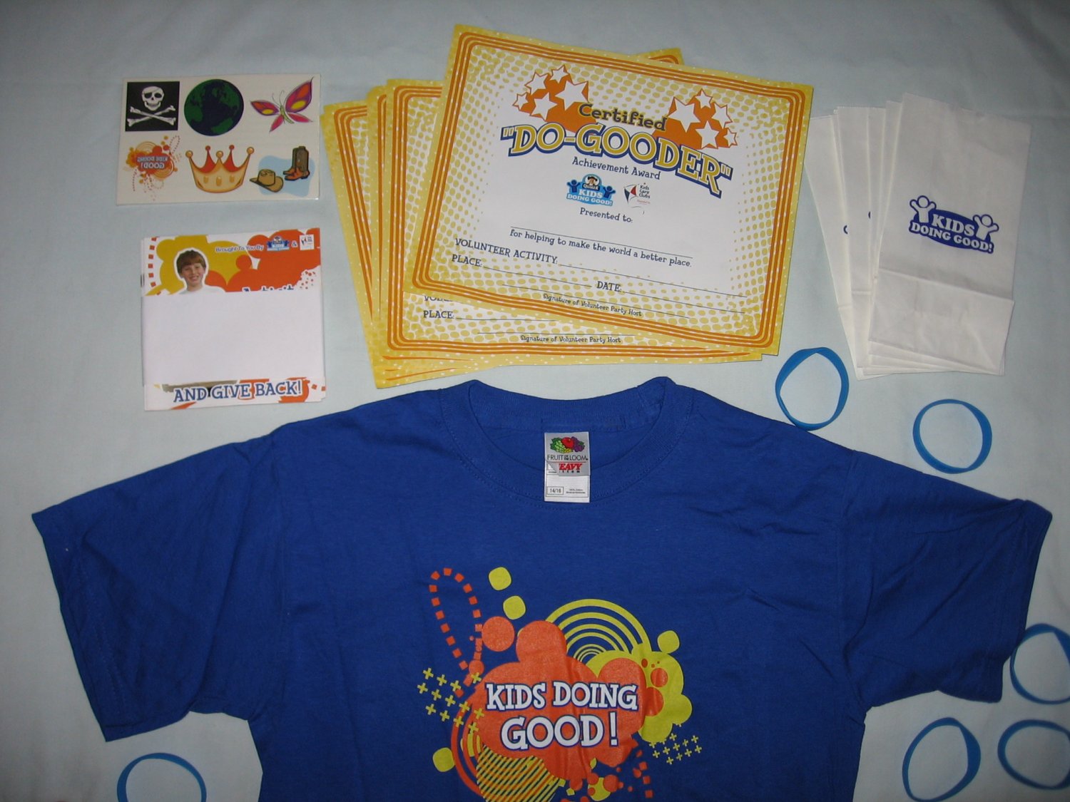 Volunteer Party Activity Kit T-Shirt Kids Care Clubs and Quaker ...