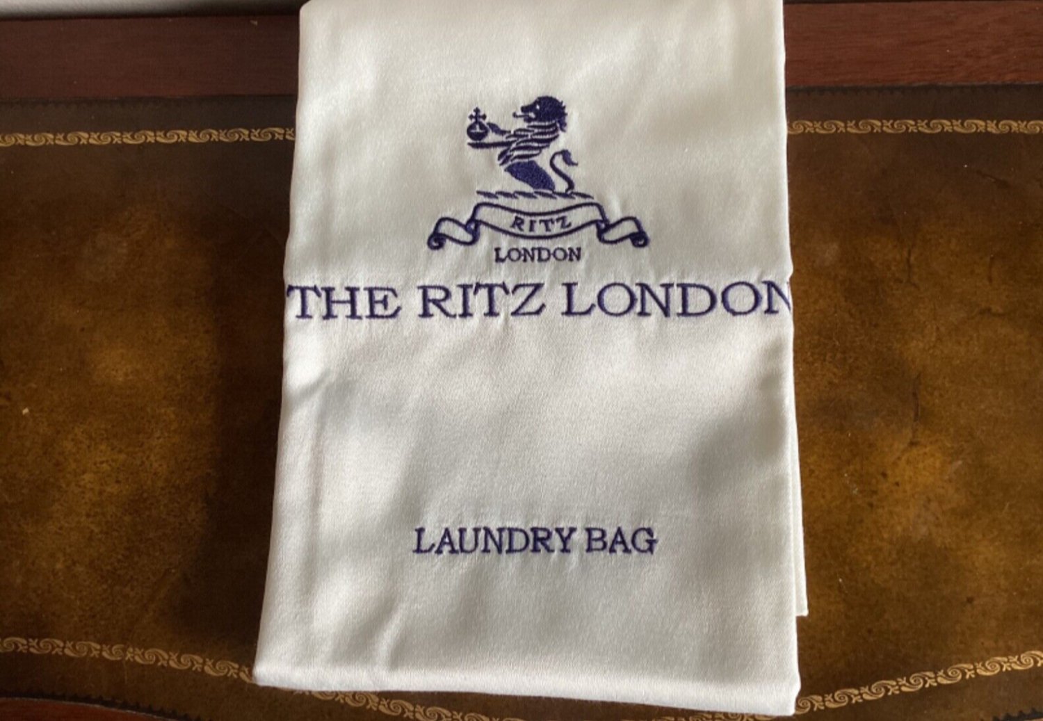 Laundry Bag Iconic RITZ LONDON Hotel Satin Embroidered Crest 27x20 ...