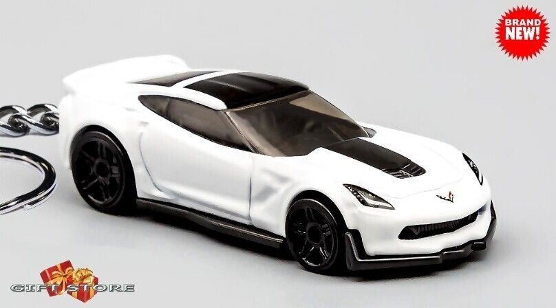 RARE HTF KEYCHAIN WHITE CHEVY CORVETTE C7 Z06 CUSTOM Ltd GREAT GIFT or SHOW