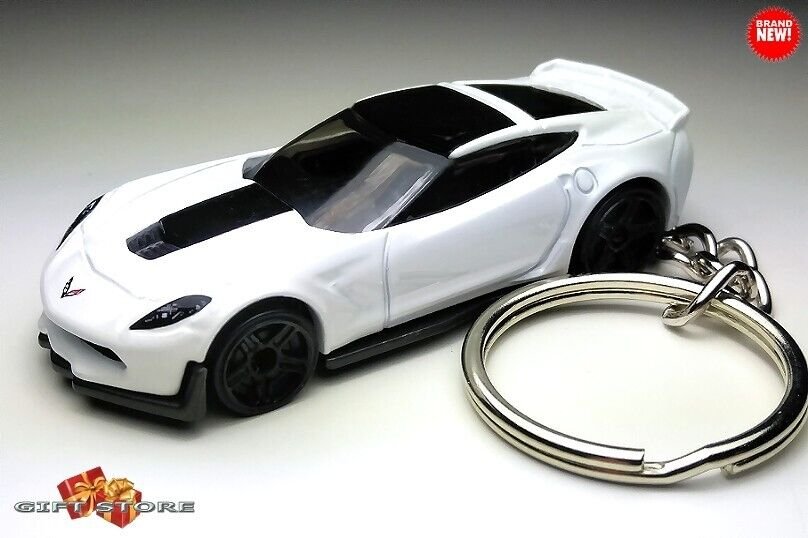 RARE HTF KEYCHAIN WHITE CHEVY CORVETTE C7 Z06 CUSTOM Ltd GREAT GIFT or SHOW