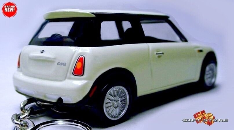RARE KEYCHAIN WHITE BLACK BMW NEW MINI COOPER CUSTOM Ltd EDITION GREAT GIFT