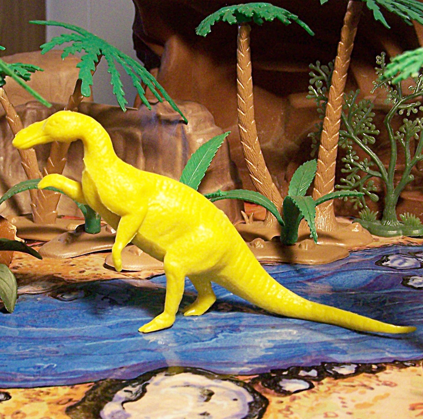 Marx Type II (1959/1978*) Trachodon Dinosaur, Waxy Yellow (5-18-21)