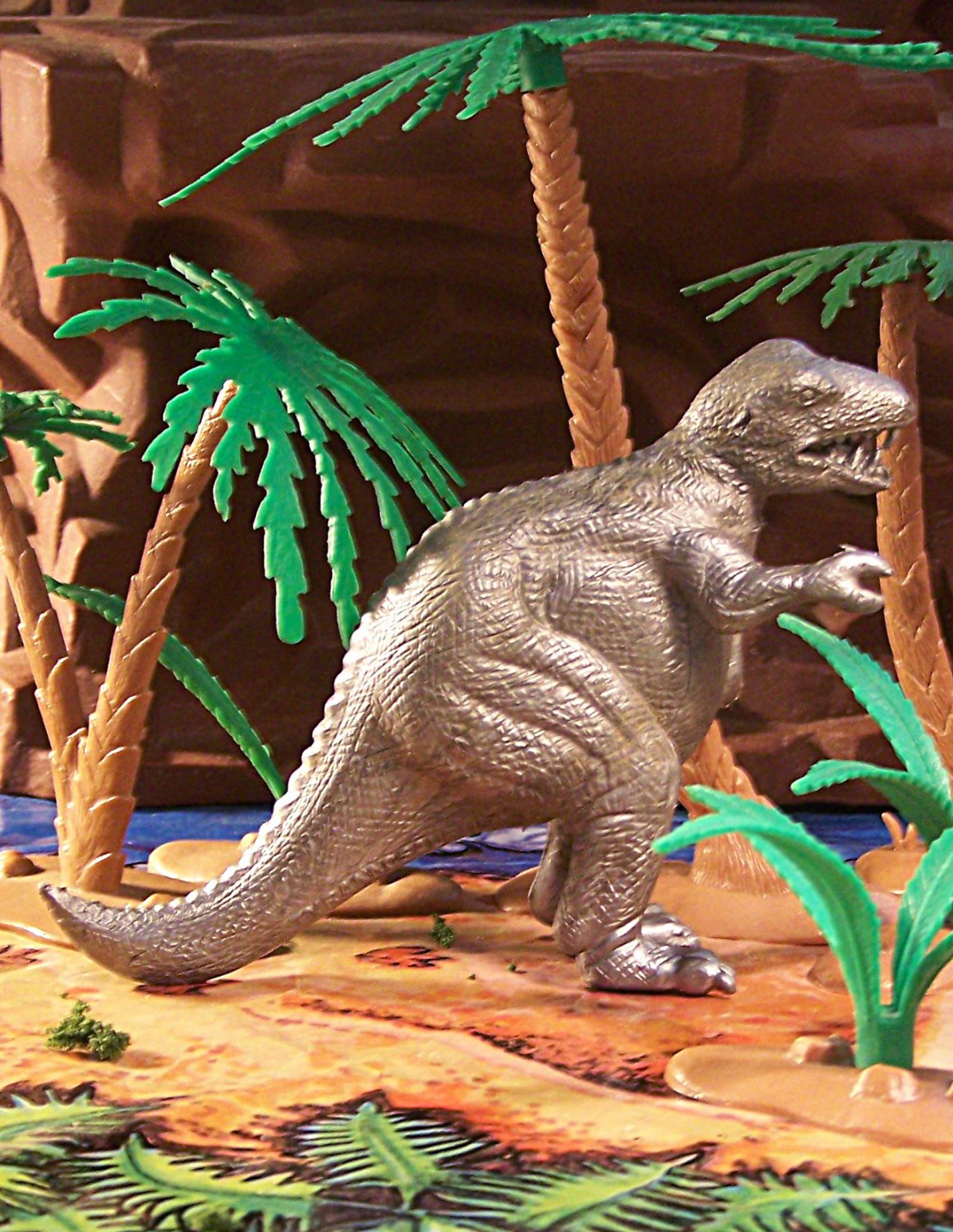 Marx Type I (1955*) Tyrannosaurus Dinosaur, Premium Silver-colored, FLAW