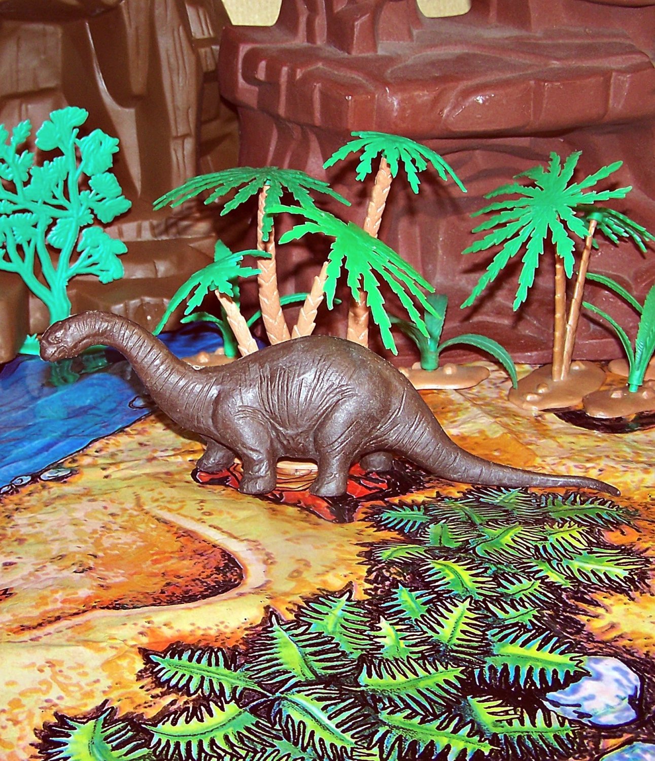 1964-65 New York World's Fair Sinclair Dinosaur Brontosaurus, Dark ...