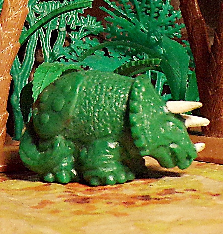 1987 Panosh (aka Dino Mites) Caricature #4 Green Triceratops (5-4-22)