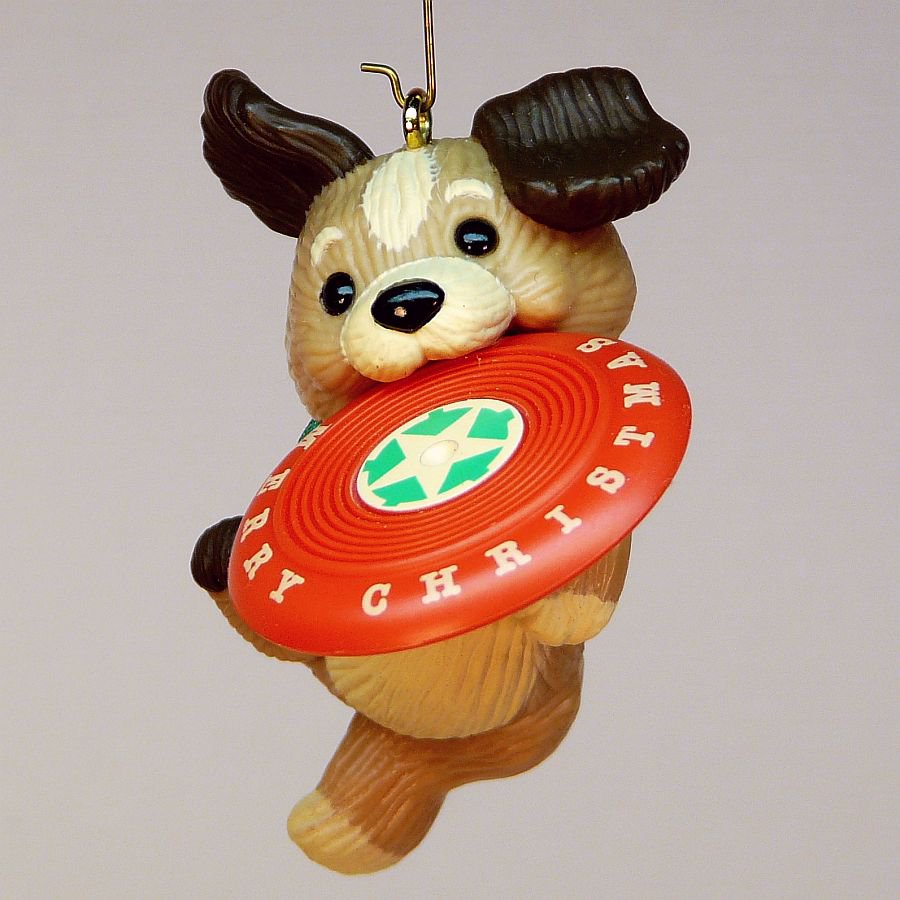 vtg Hallmark Frisbee Puppy 1984 ornament QX4444 Christmas