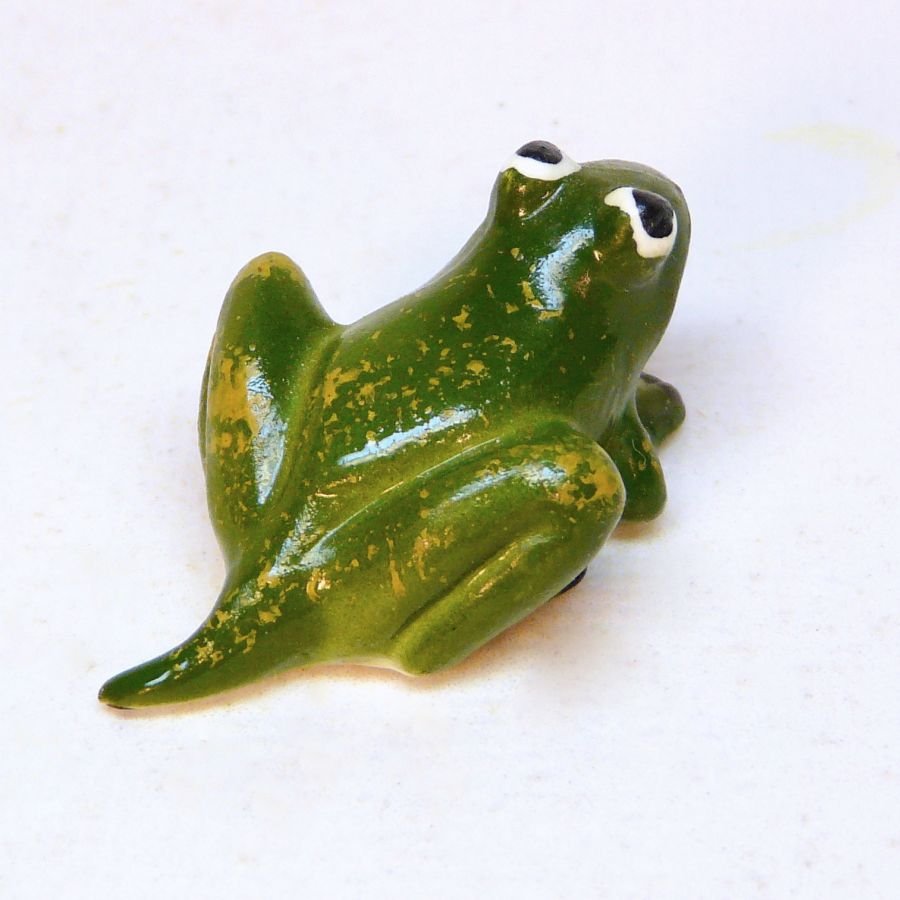 vintage miniature frog figurine ceramic
