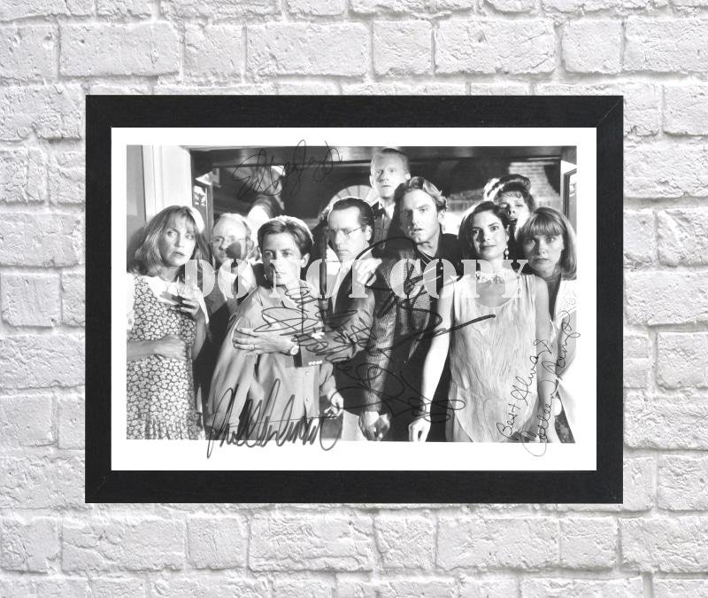 Greedy Cast Signed Autographed Photo Poster mo1688 A4 8.3x11.7""