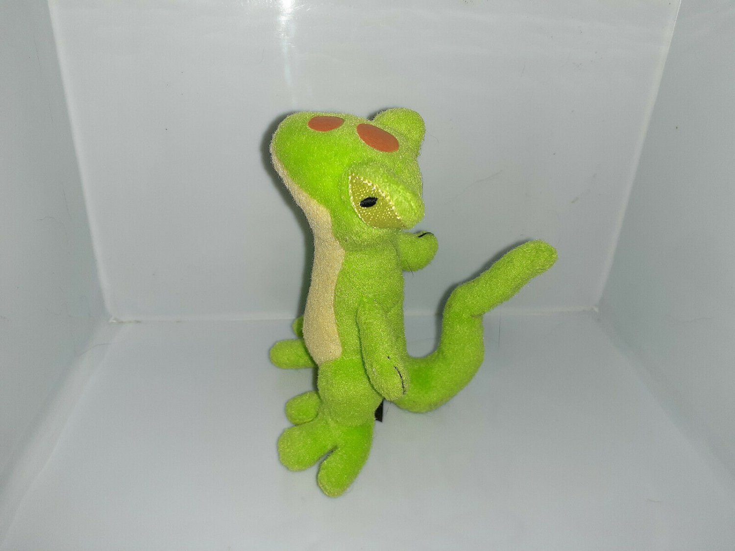 McDonalds Neopets Green Techo Plushie FREE S/H