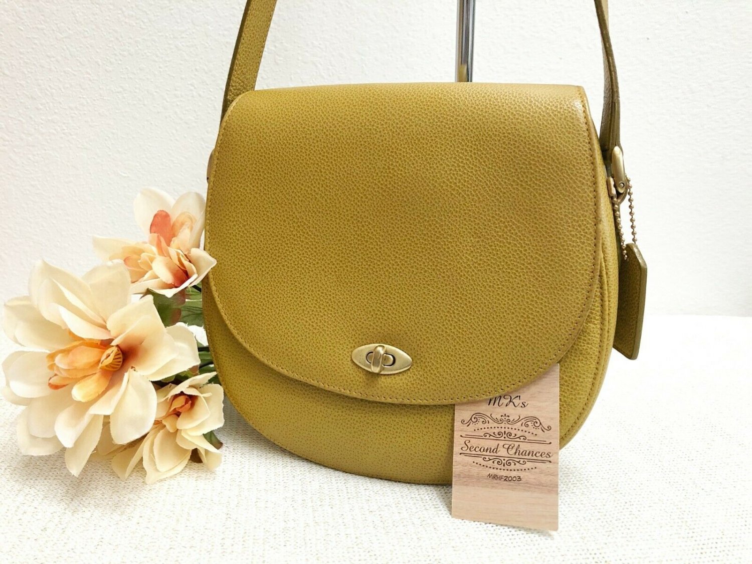 Vintage Coach Madison Carlyle #4401 Crossbody in Citron yellow leather + Box