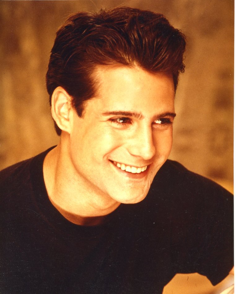 Adrian Pasdar 8x10 glossy photo #Y4640