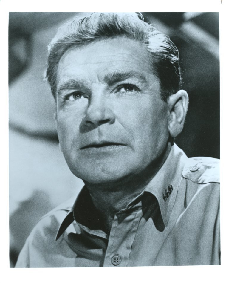 Richard Basehart 8x10 glossy photo #Y4858