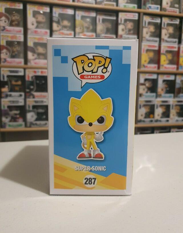 Sonic The Hedgehog Super Sonic #287 Funko pop! Vinyl Figure With Protector