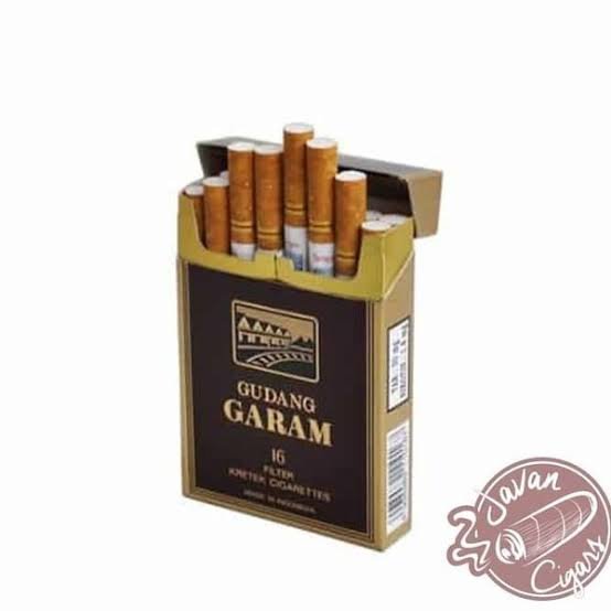 40 boxes Gudang Garam Surya 16 stem